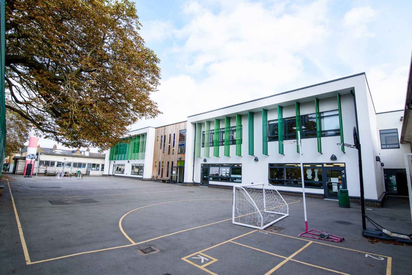 Sheringdale Primary School - Around School